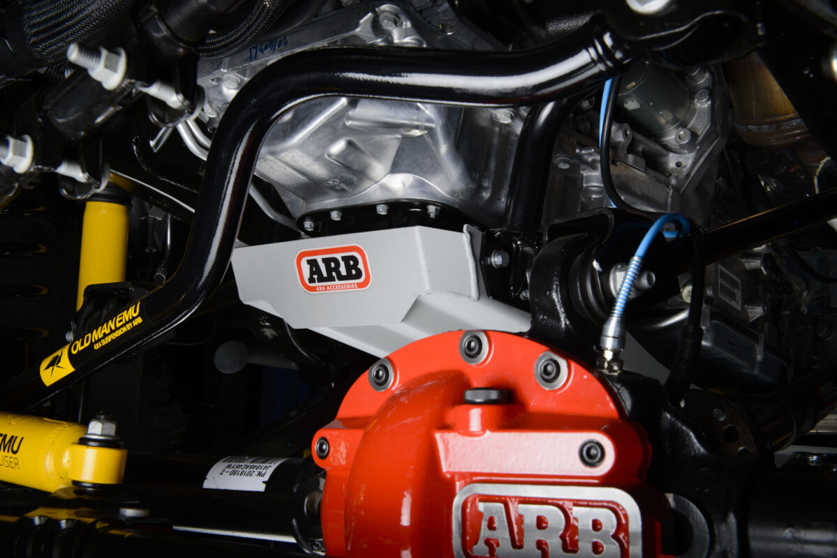 ARB Radiator skid plate skidplate(s) 3mm for Toyota LC76, LC78 and LC79 ...