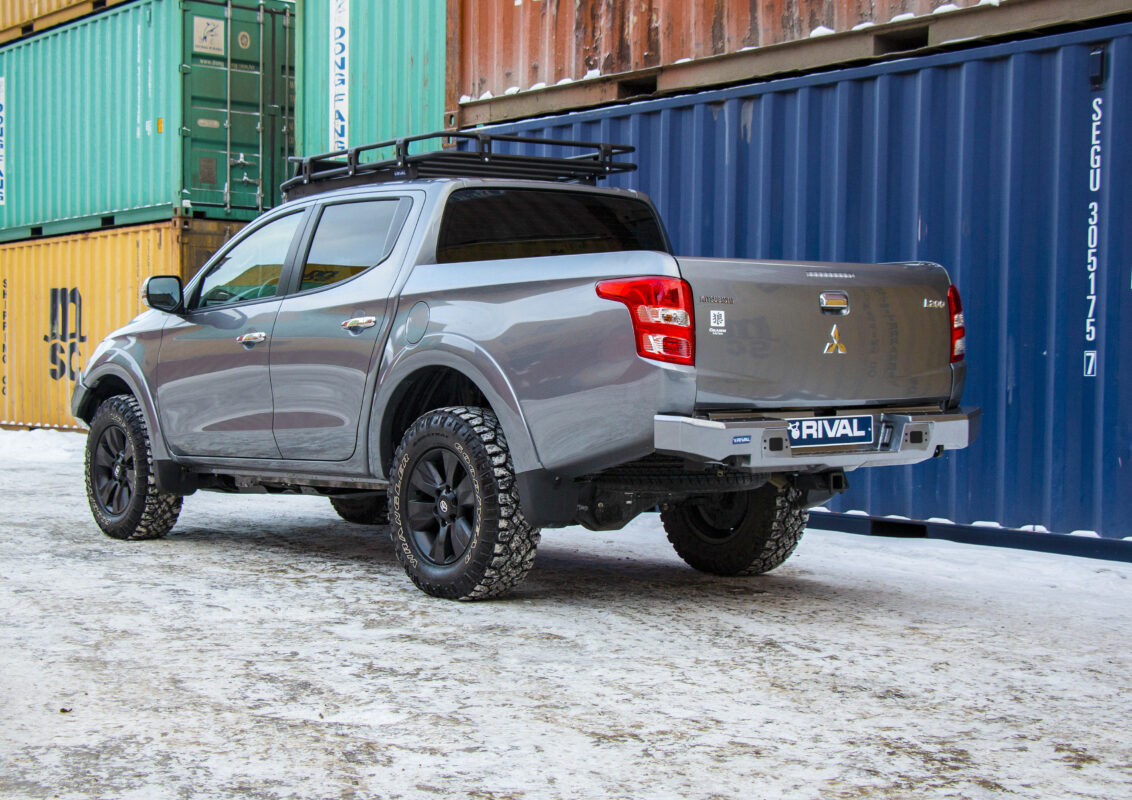 RIVAL Rear bumper Mitsubishi L200/Triton no led - Trail Nomad